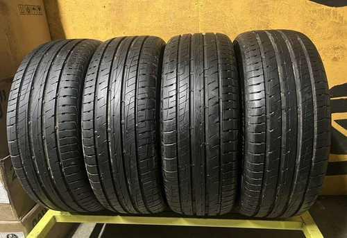 Continental UltraContact UC6 235/50 R19