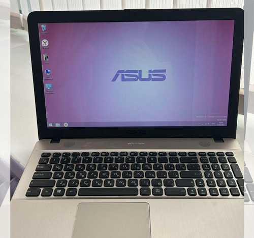 Ноутбук asus