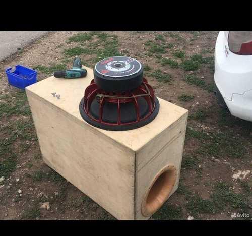 Продам сабуфер с усилителем