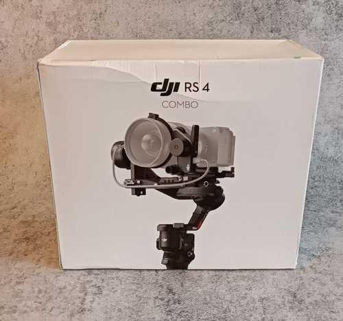 Стабилизатор DJI RS 4 Combo Black Новый