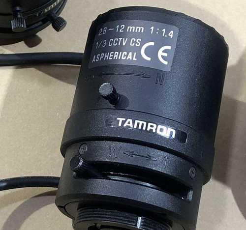 Вариофокальный объектив Tamron