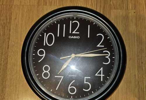 Часы настенные Casio
