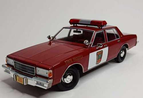 Chevrolet Caprice"Minesota" 1987 Greenlight 1:18