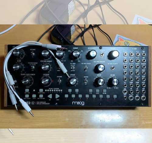 Moog mother 32