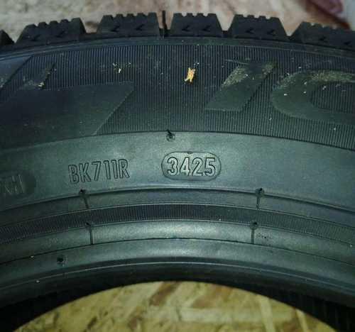 Pirelli Ice Zero 205/55 R16 94