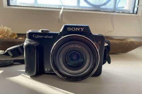 Цифровой фотоаппарат Sony CyberShot DSC-H10