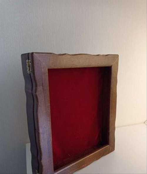 Деревянная шкатулка (упаковка) со стеклянной крышк