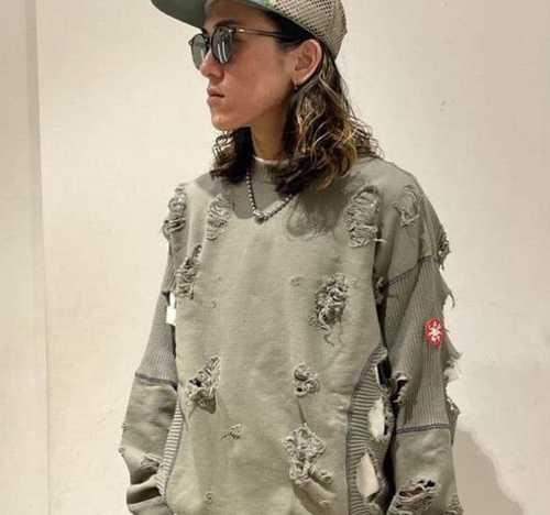 Свитшот Cav Empt рваный