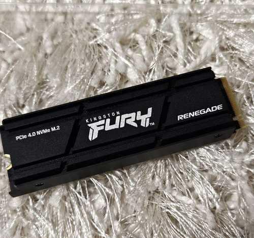 SSD M.2 Kingston fury Renegade 1TB (Здоровье 100%)