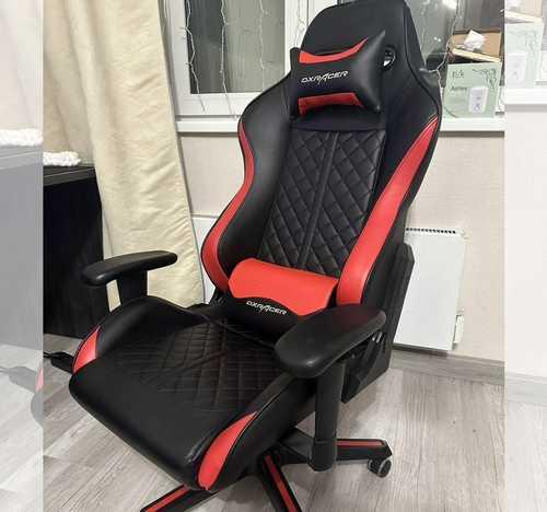 Компьютерное кресло DXRacer