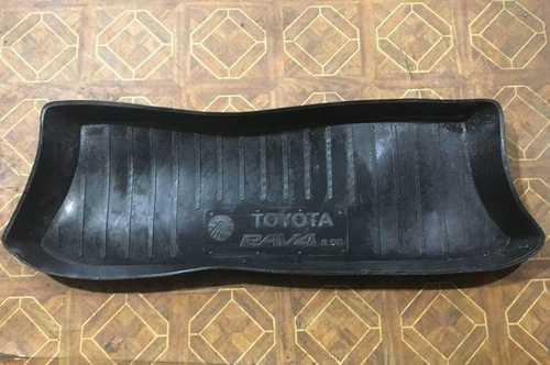 Коврик в багажник Toyota RAV4 3dr 2000-2005