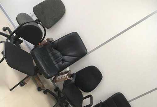 Комплект офисных стульев