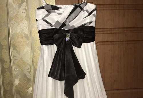 Бело черное платье с бантом для девочки