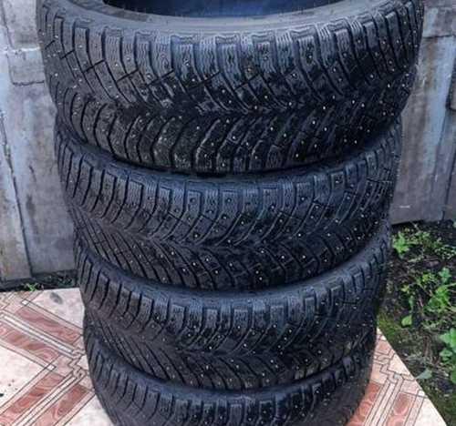 Michelin X-Ice North 4 SUV 235/55 R18