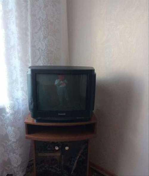 Телевизор бу и тумба под него