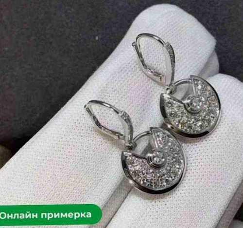 Серьги Amulette de Cartier из белого золота с бриллиантами Pave 1,16ct