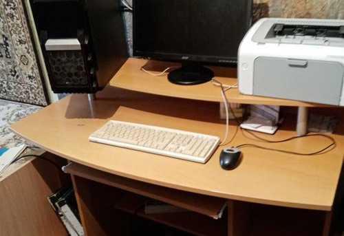 Компьютер в комплекте для работы
