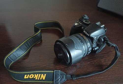 Зеркальный фотоаппарат nikon d3100 + вспышка