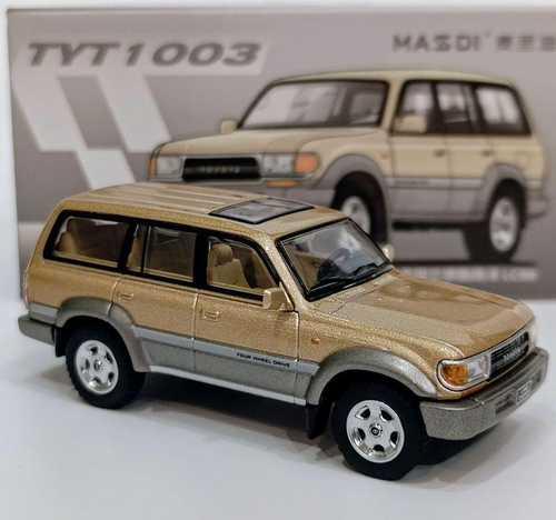 Модель Toyota Land Cruiser LC80 1944 masdi 1:64