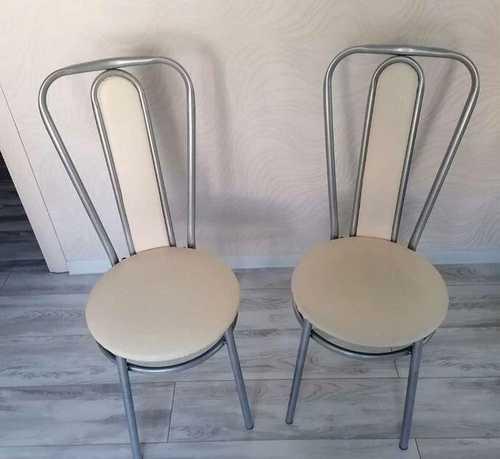 Кухонные стулья бу 2шт