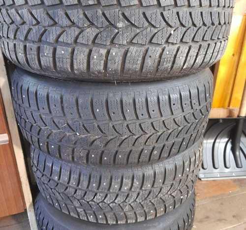 Austone ASR71 215/55 R17