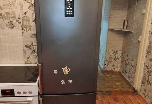 Холодильник Hotpoint-Ariston HBD 1201.3 SB NF H