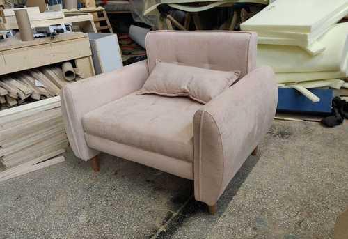 Розовое кресло кровать
