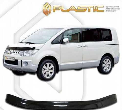 Дефлектор капота Mitsubishi Delica с07г