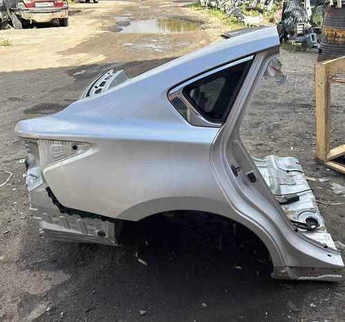 Крыло заднее правое Nissan Teana L33