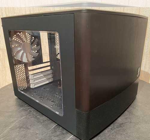 Корпус для компьтера Fractal Design Node 804