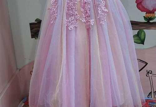 Шикарное платье для девочки 128