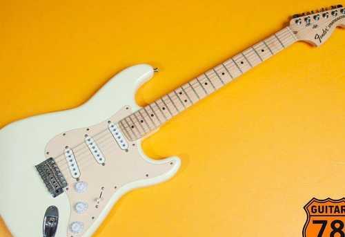 Большеголовый Fender American Special Stratocaster