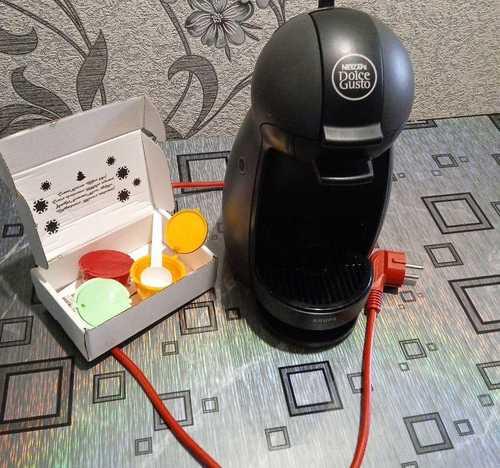 Кофеварка капсульная dolce gusto