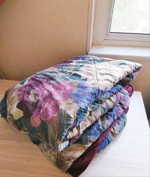 Одеяло зимнее бордовое с цветами 200х220см