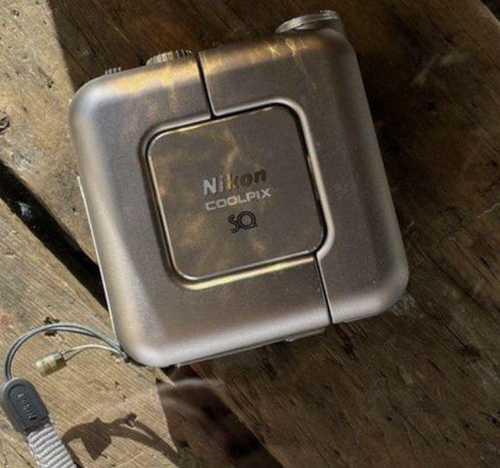 Nikon Coolpix SQ