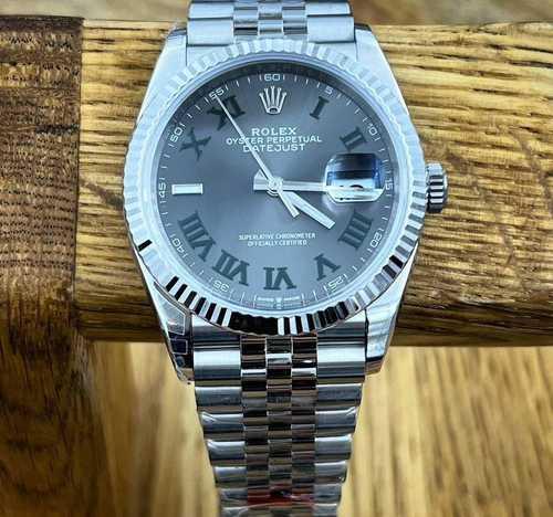 Часы женские Rolex DateJust 36 мм, серые, сталь