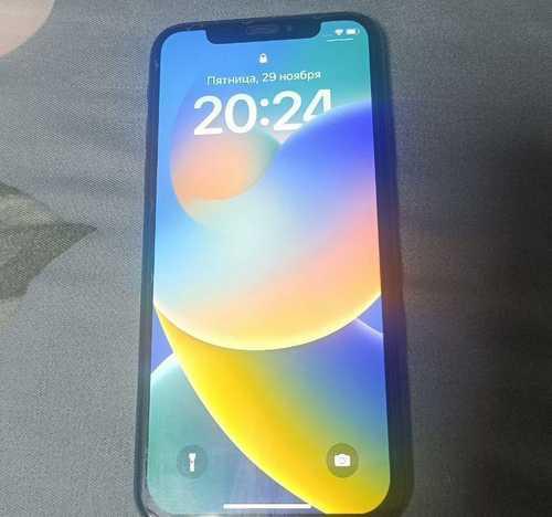 iPhone X, 64 ГБ