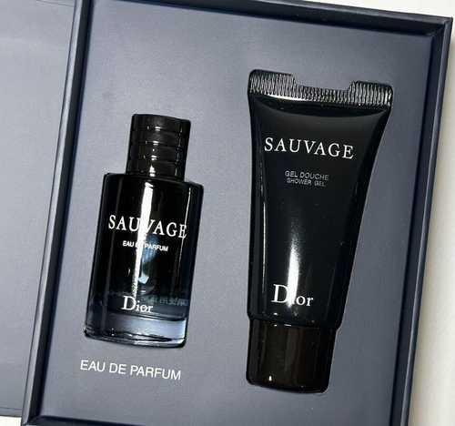 Парфюмерованный набор Dior Sauvage Eau De Parfum