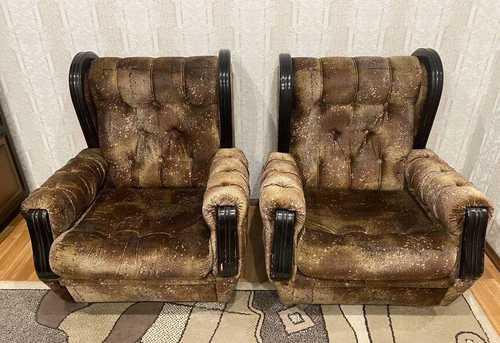Мягкая мебель диван и кресла бу
