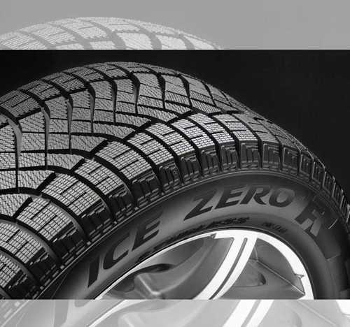 Pirelli Ice Zero FR 225/45 R19 96H