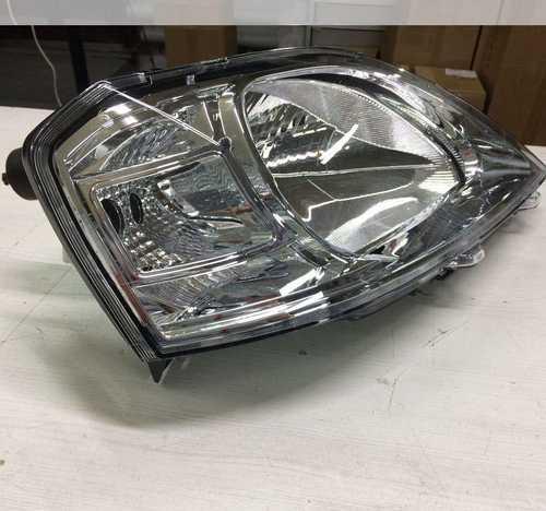 Фара правая Рено Логан 1 фаза 2 09-14 Renault Loga