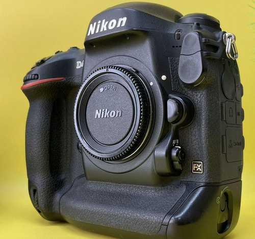 Nikon D4 Body