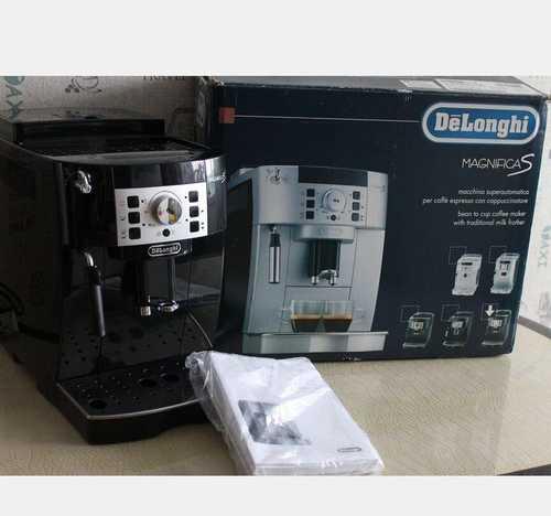 Кофемашина delonghi magnifica s