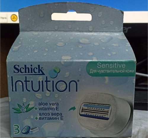 Schick Intuition Sensitive Care / Сменные кассеты