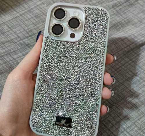 Чехол на iPhone 16 про Swarovski