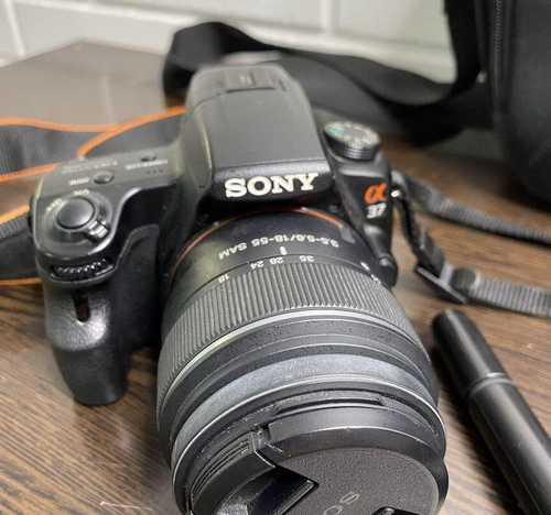 Фотоаппарат зеркальный Sony SLT-A37