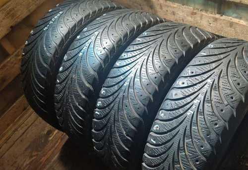 Goodyear UltraGrip Extreme 195/65 R15