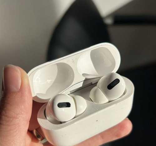 Наушники Apple AirPods Pro