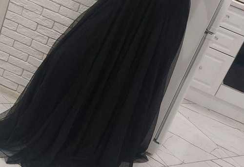 Вечернее платье 46 размера черное в пол