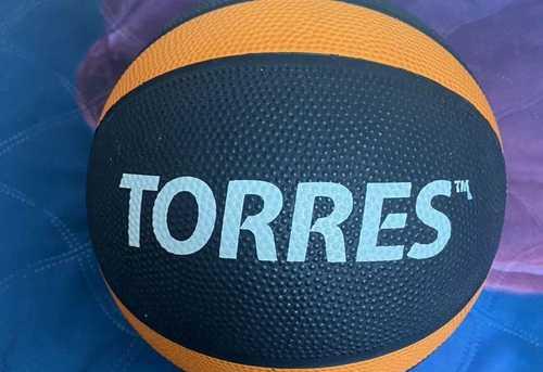 Медбол Torres резина 2 кг d19,5 см